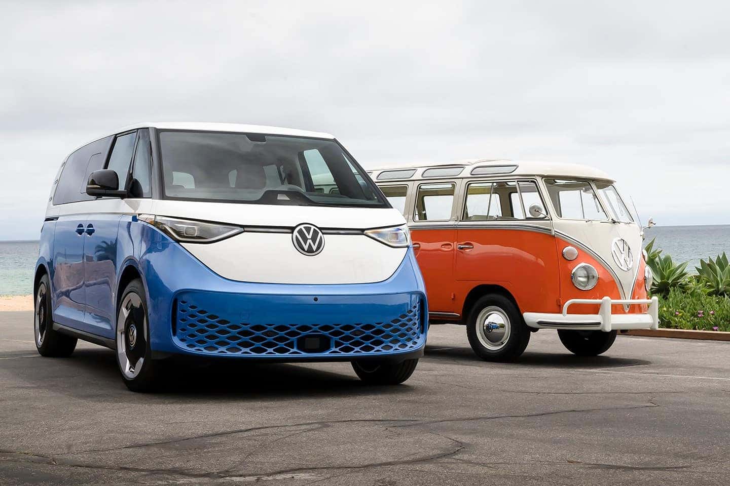 The History of the Volkswagen Bus: From Counterculture Icon to Modern ...