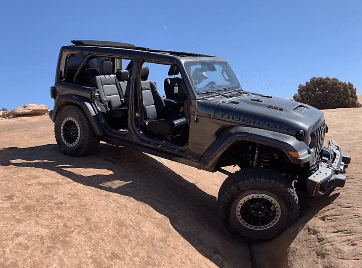 Wrangler's Top & Door Options | Landers Chrysler Dodge Jeep Ram of Norman