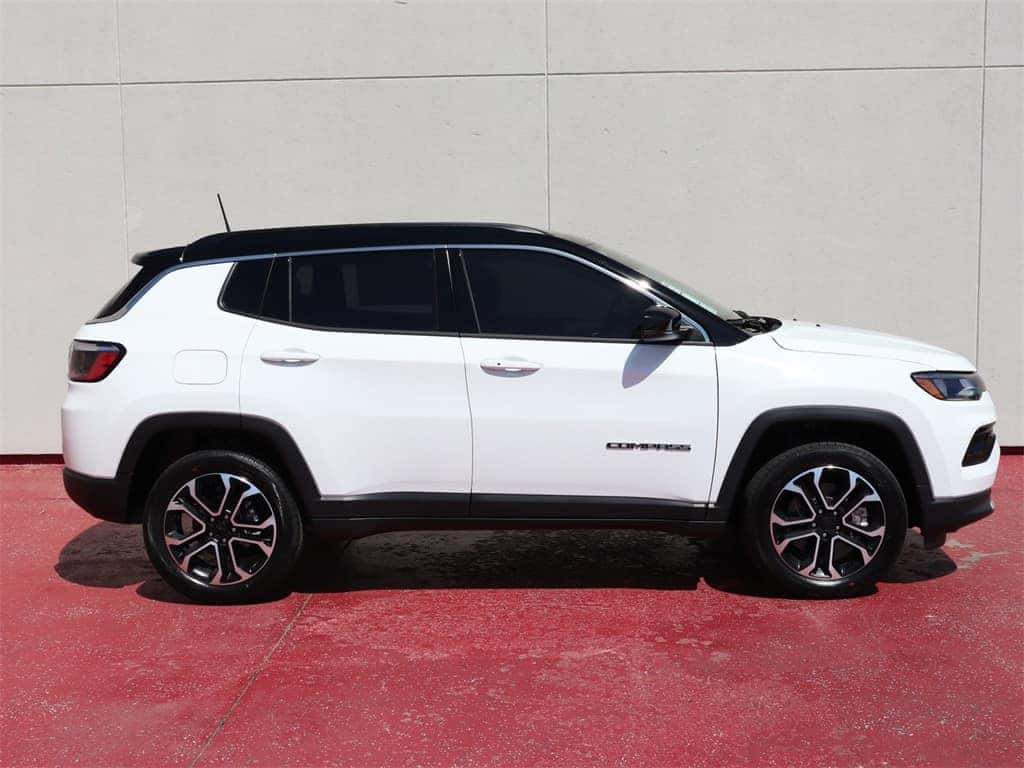 5 Jeeps Under $35,000 | Landers Chrysler Dodge Jeep Ram of Norman