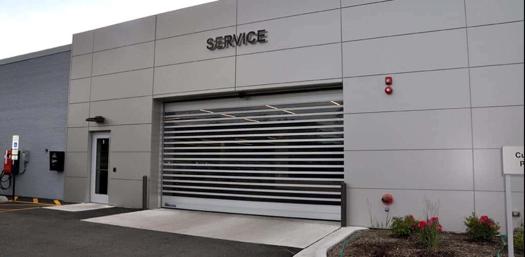 New Service Management | Land Rover Hinsdale