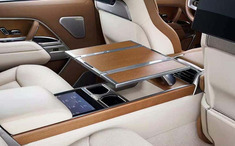 2024 Land Rover Range Rover SV Specs, Reviews | Land Rover Louisville