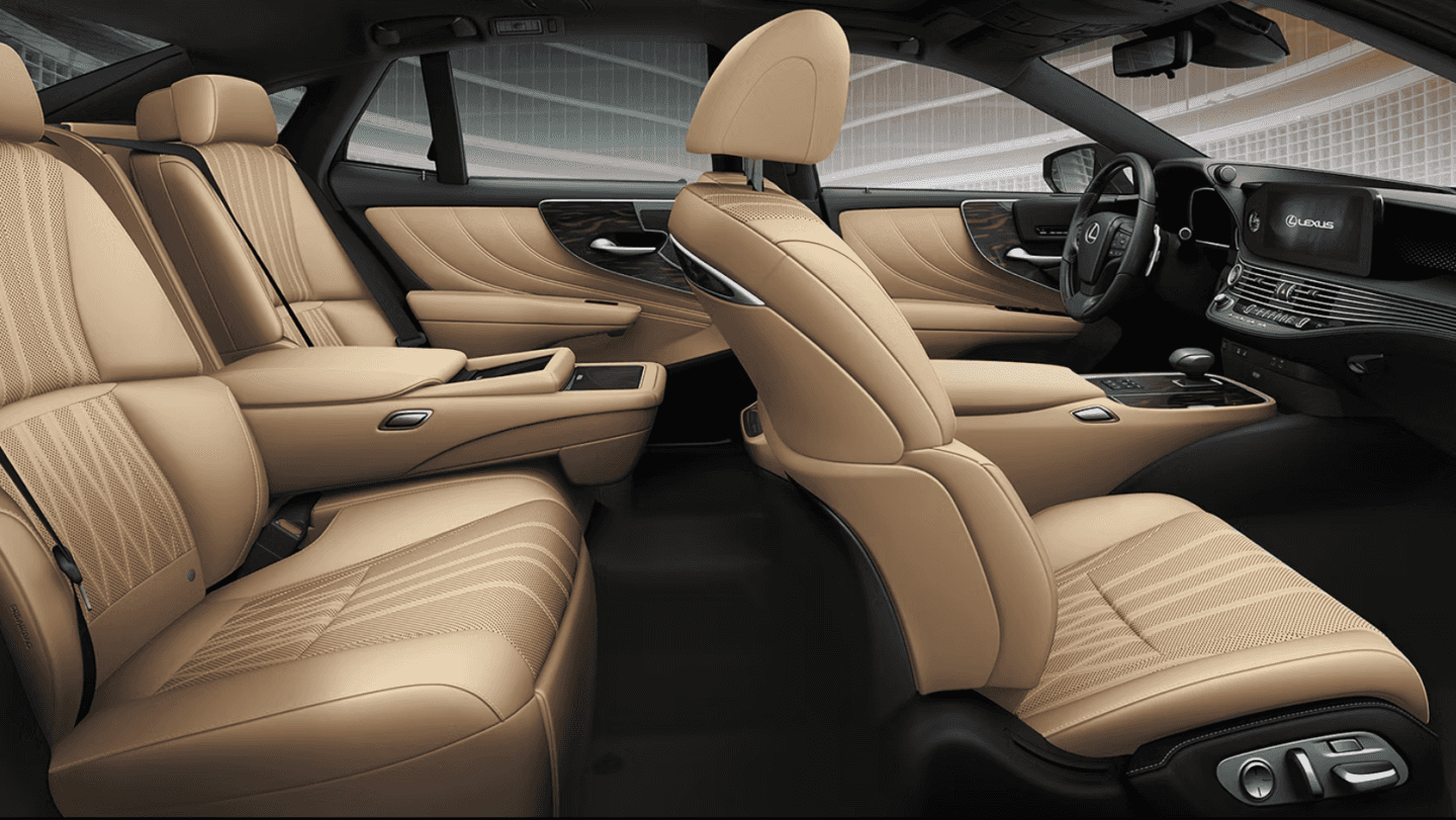 2025 Lexus LS | Woodfield Lexus | Schaumburg, IL